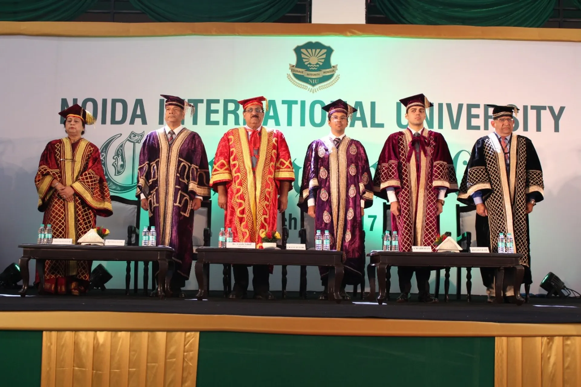 Noida International University