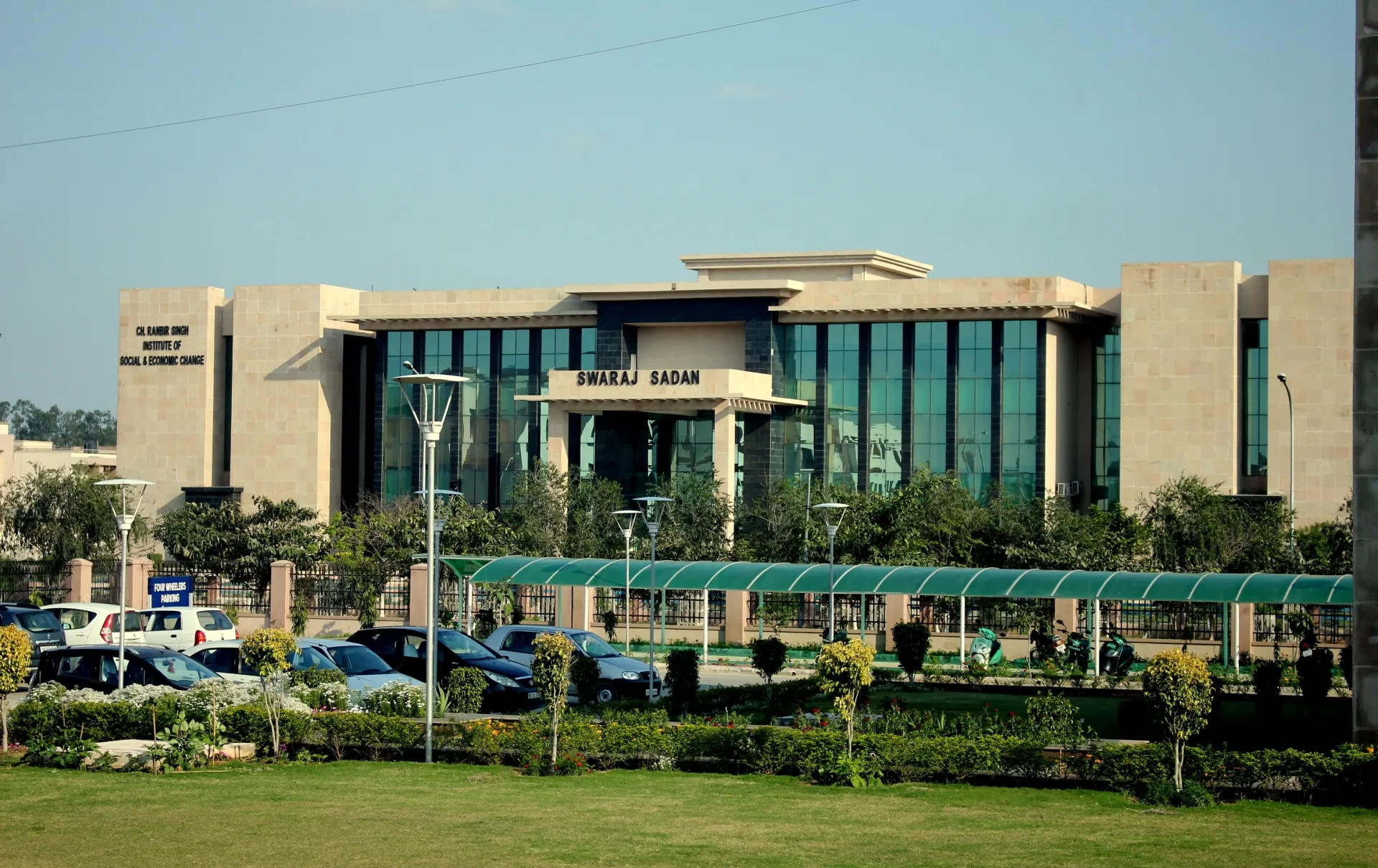 Maharshi Dayanand University